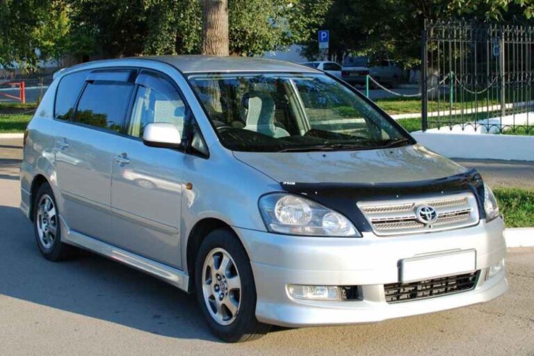 Comprehensive Review of the Toyota Ipsum: Specs and Insights - Auto ...