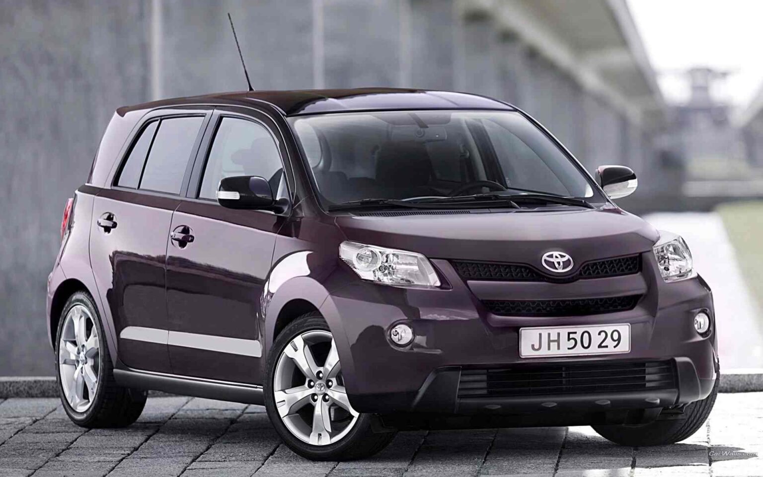 Toyota Urban Cruiser Review and Full Specifications Guide - Auto Cast ...